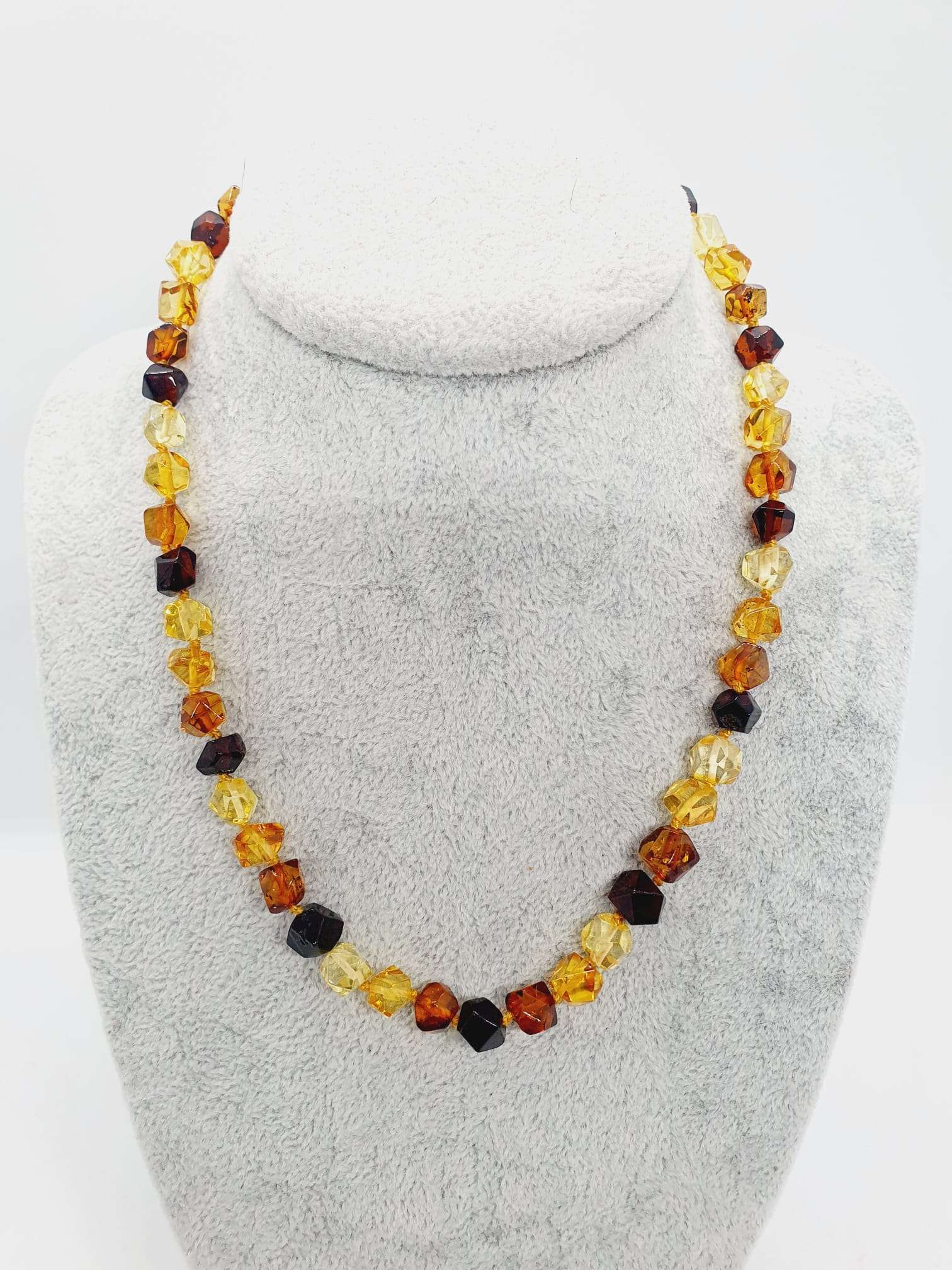 Barnsteen ketting – De Lachende Boedha